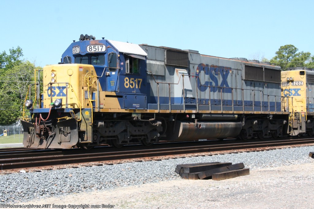 CSX 8517
